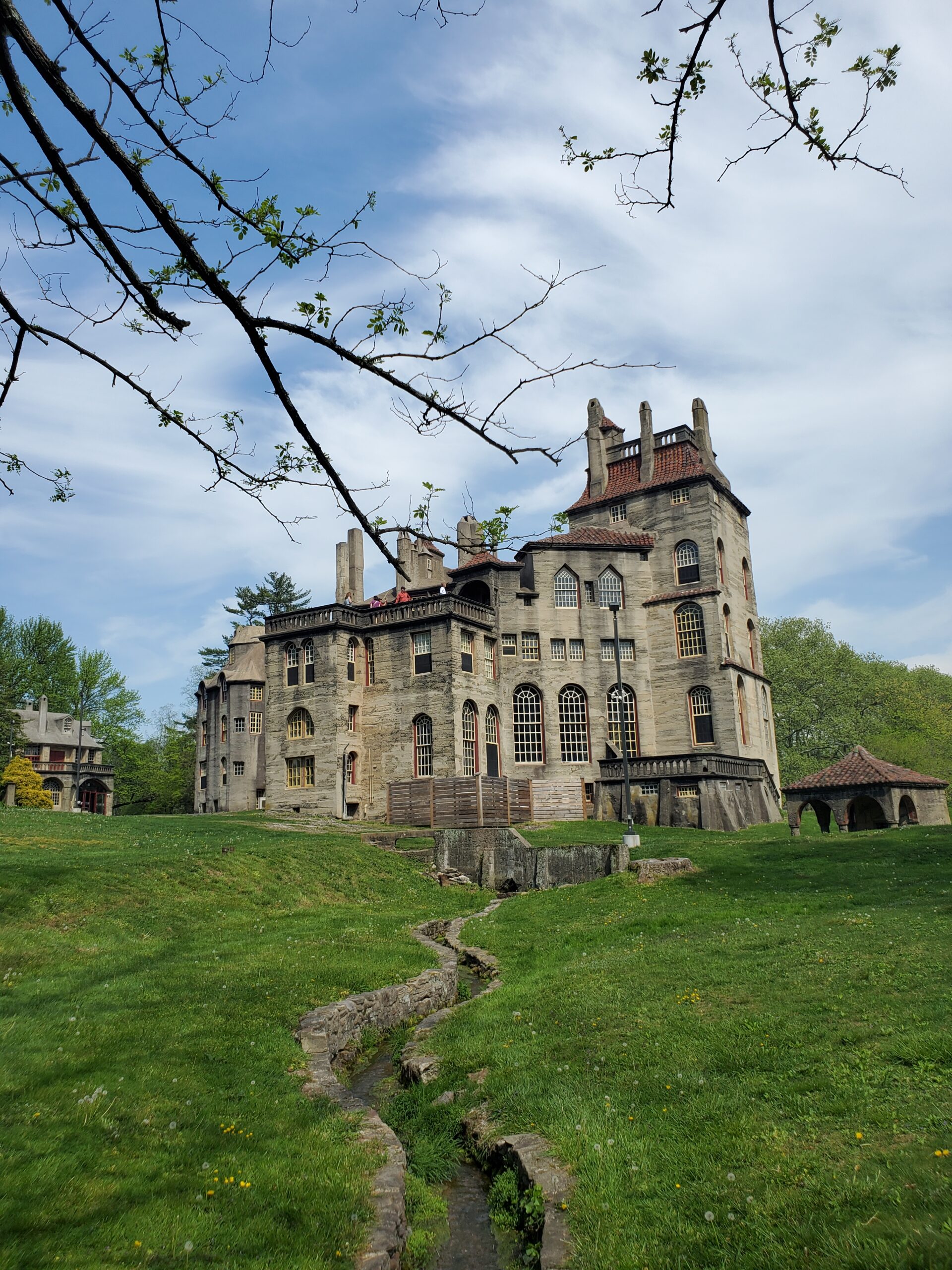 Fonthill Castle: Things to Know For a First Visit